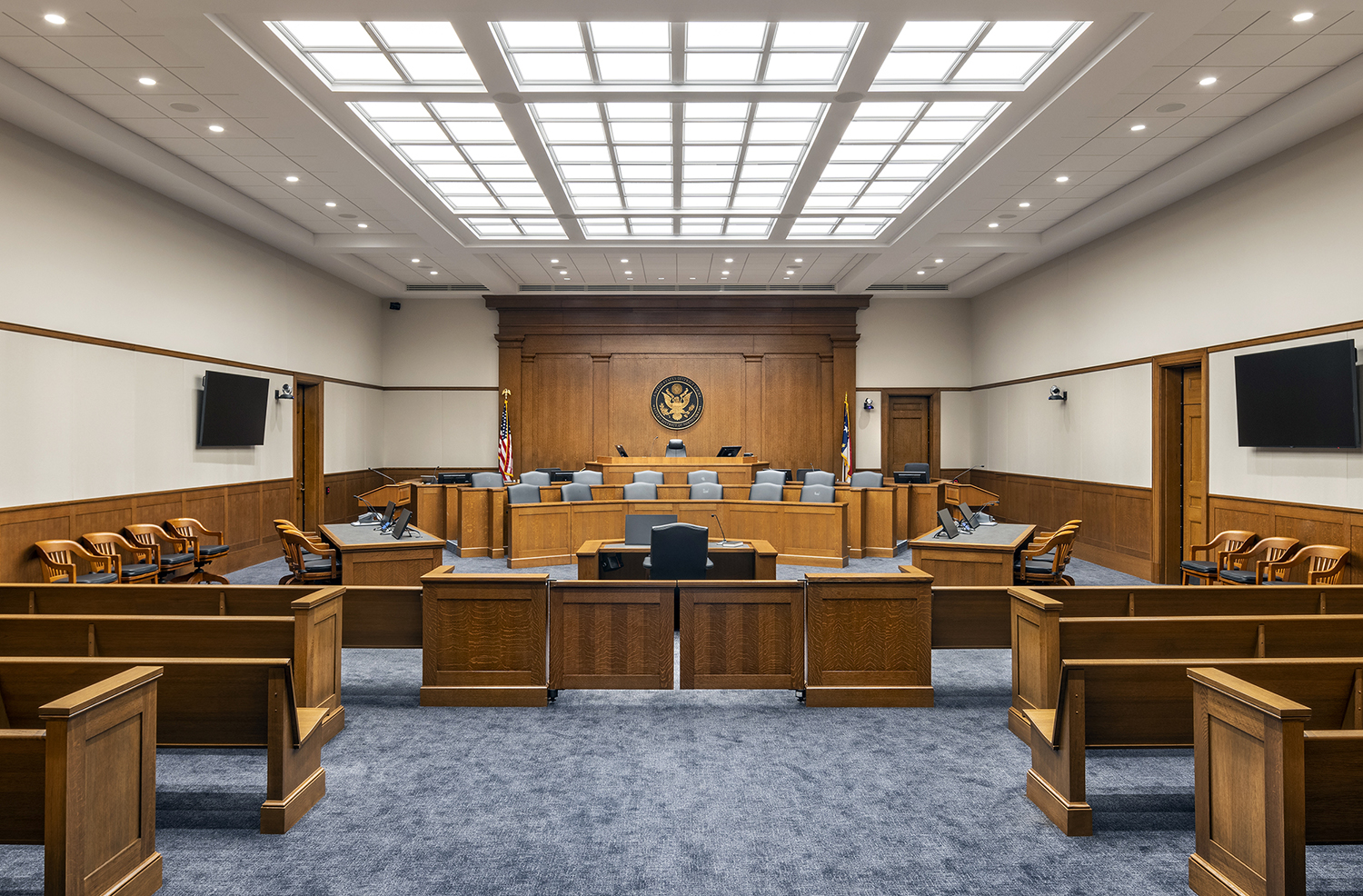 CHARLES R. JONAS FEDERAL BUILDING & COURTHOUSE - CBB