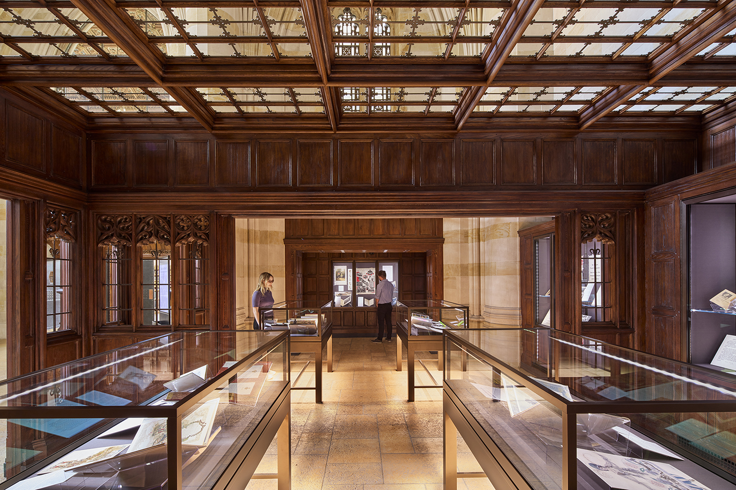 YALE STERLING MEMORIAL LIBRARY - NAVE NORTH AISLE & HANKE EXHIBITION ...